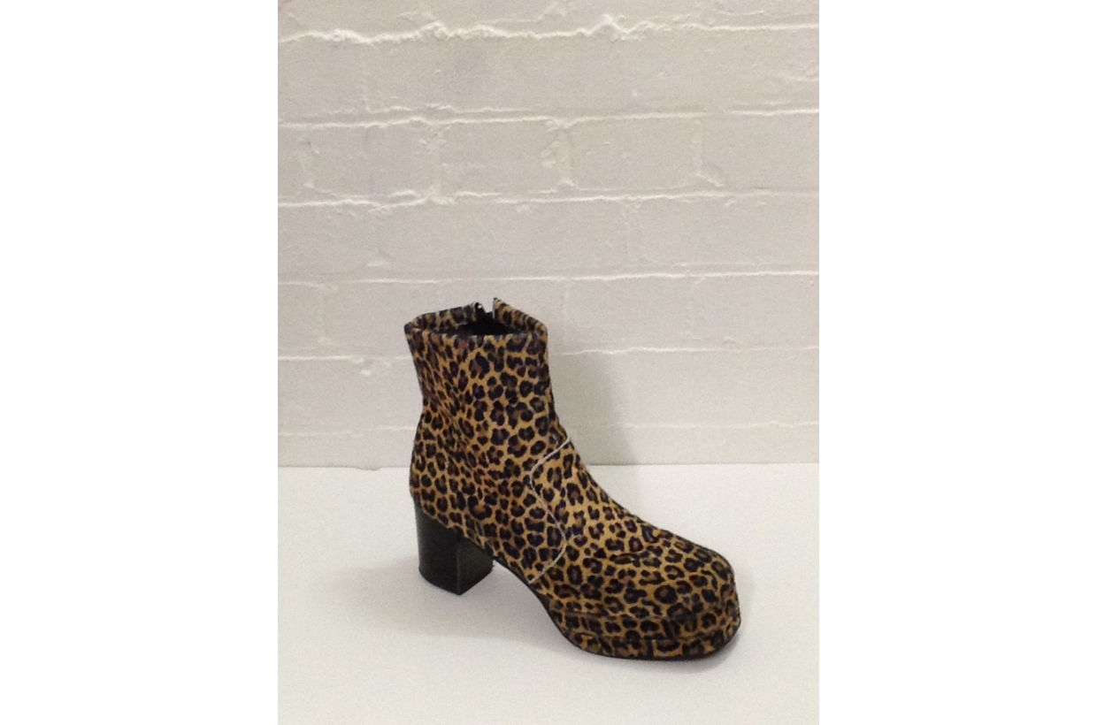 Boots-Ankle-Short-70s-1970s-Period-mens-footwear-hire-rent